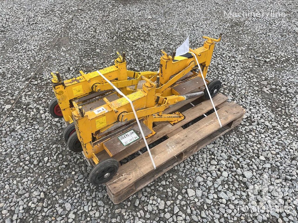 Prodaje se REVO COMPACT 35 Stone Cutter rezač kamena na aukciji