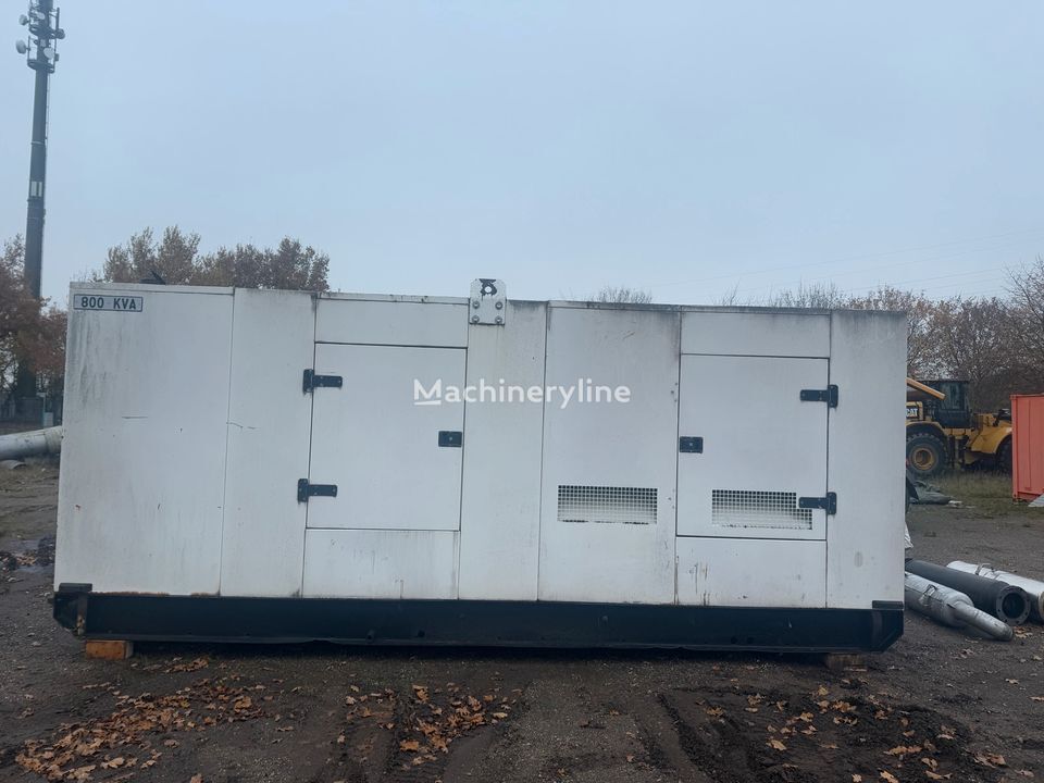 SDMO SDMO 800 KVA Stromaggregat Perkins 800 KVA Notstromaggregat diesel generator