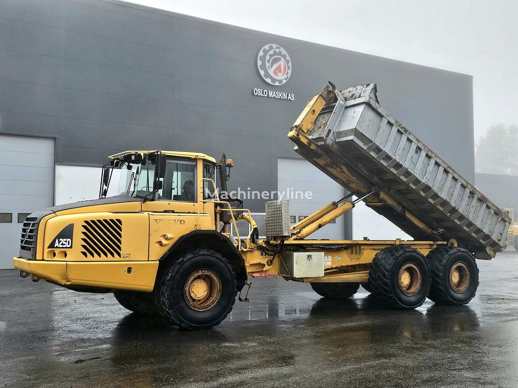 Volvo A25 D, Krokdumper, 2002 Modell, 6x6, 13560 Timer zglobni damper