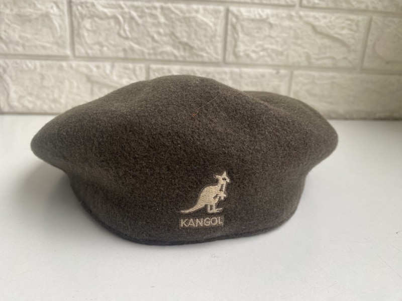 SKUPOCENI ** KANGOL ** KACKET 100% VUNA NOVO