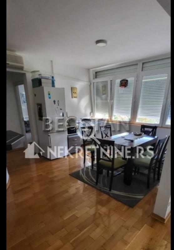 Novi Beograd - Blok 45 #59939 600 €