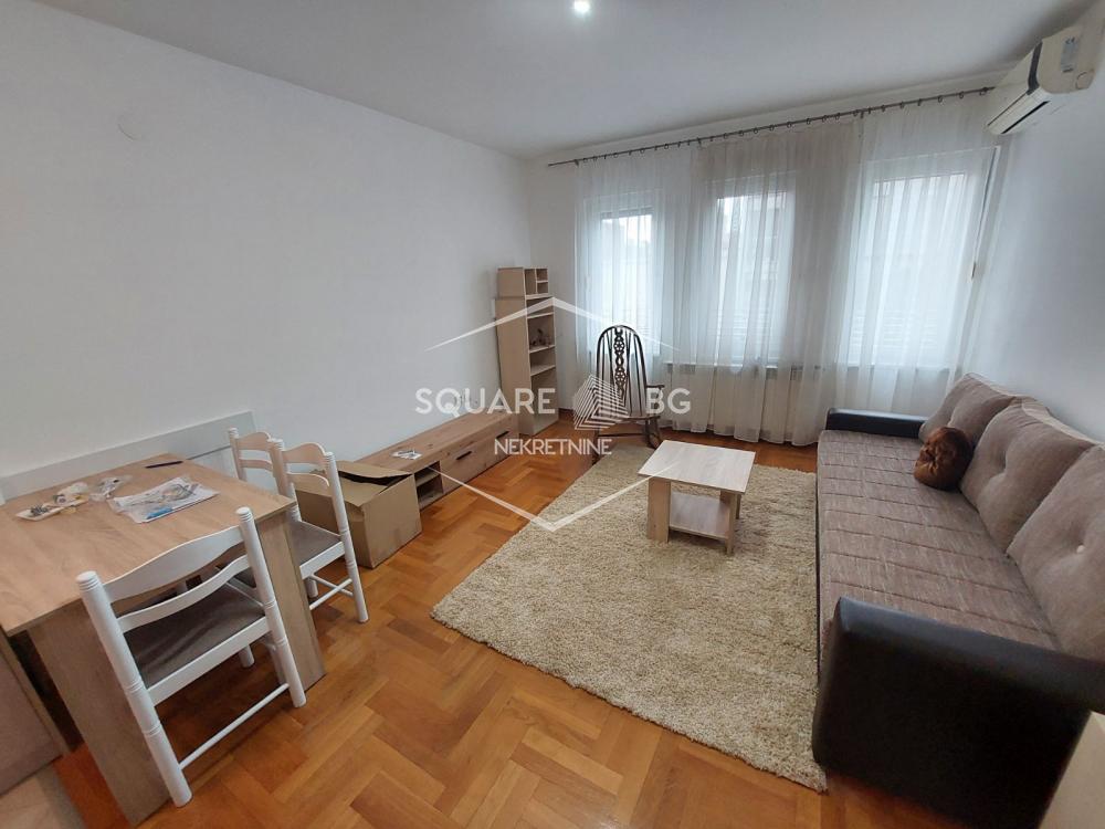 Centar, 1.0 namešten, useljiv ID#3534 550 €