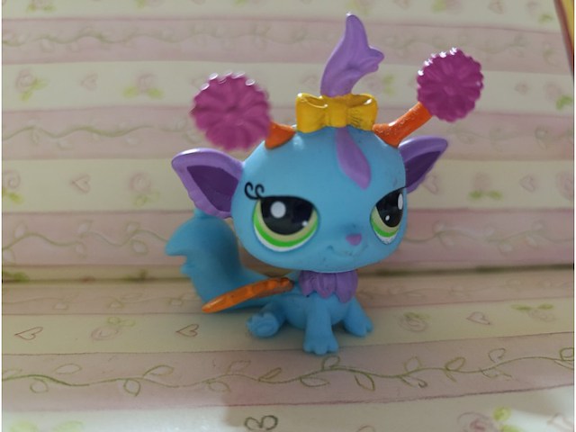 Littlest pet shop LPS