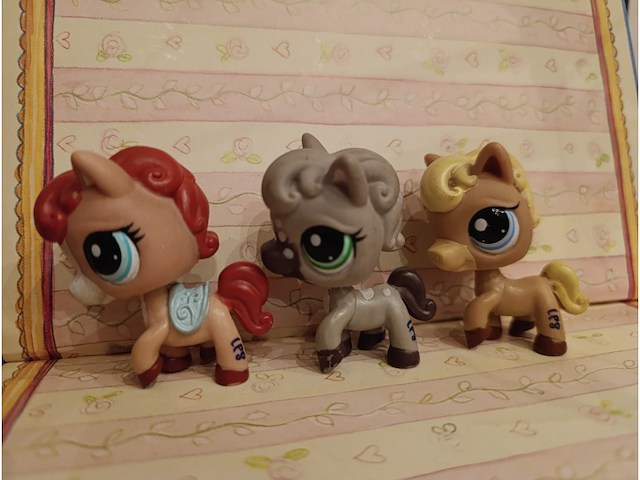 Littlest pet shop LPS