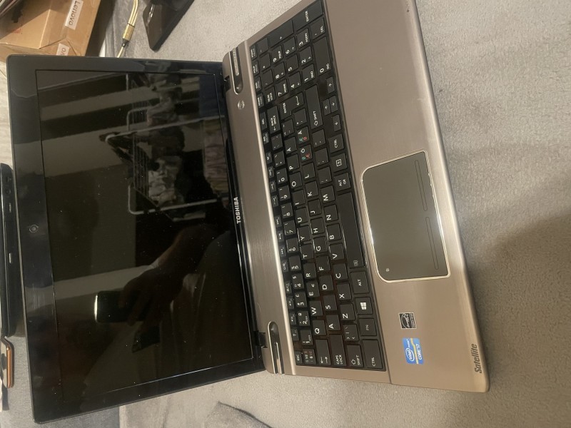 Toshiba p850 i7