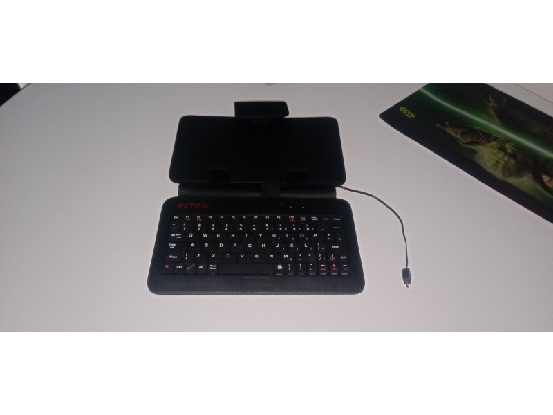 Tastatura i futrola za Tablet