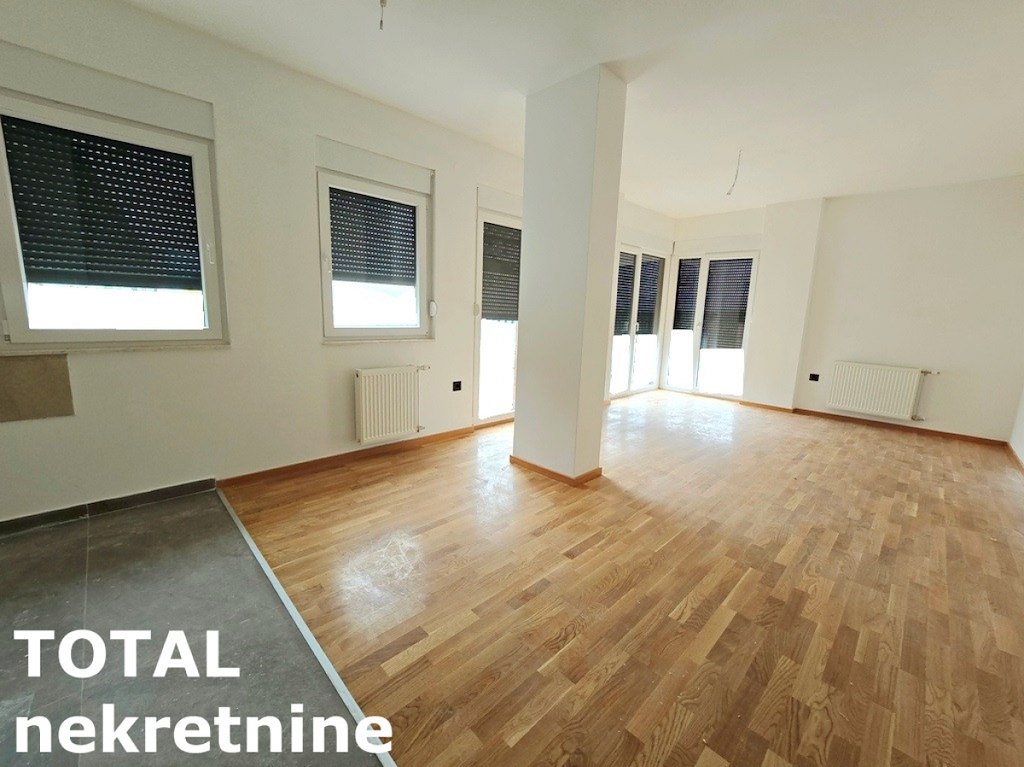 NOVI SAD - BULEVAR - 65. 00 m2