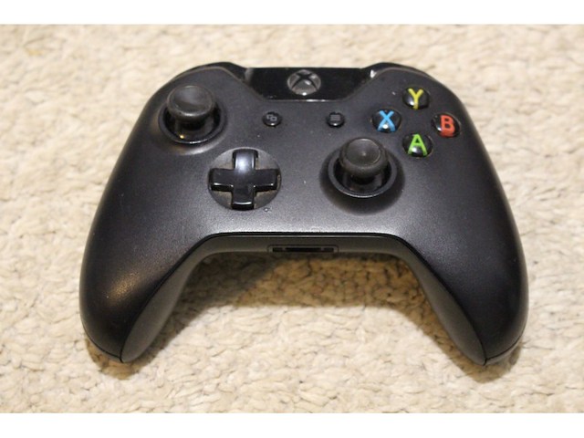 Xbox ONE kontrolor