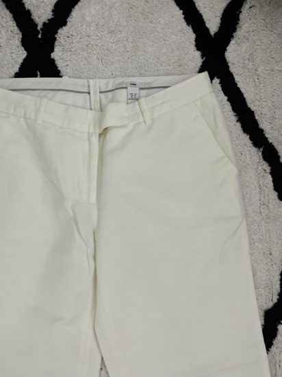 H&M kao NOVE svecane pantalone M/Lvel