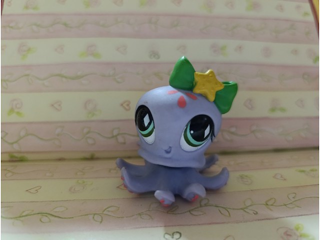 Littlest pet shop LPS