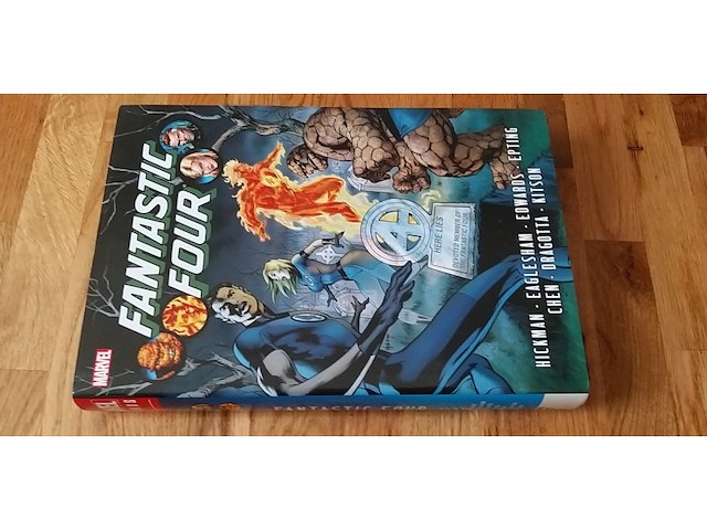 Fantastic Four Omnibus vol.1 by Jonathan Hickman