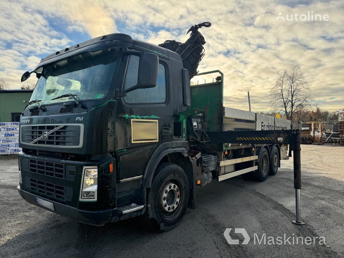 Prodaje se Volvo FM 300 kamion s ravnom platformom na aukciji