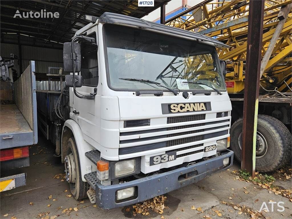 Scania P93M 220 kamion s ravnom platformom