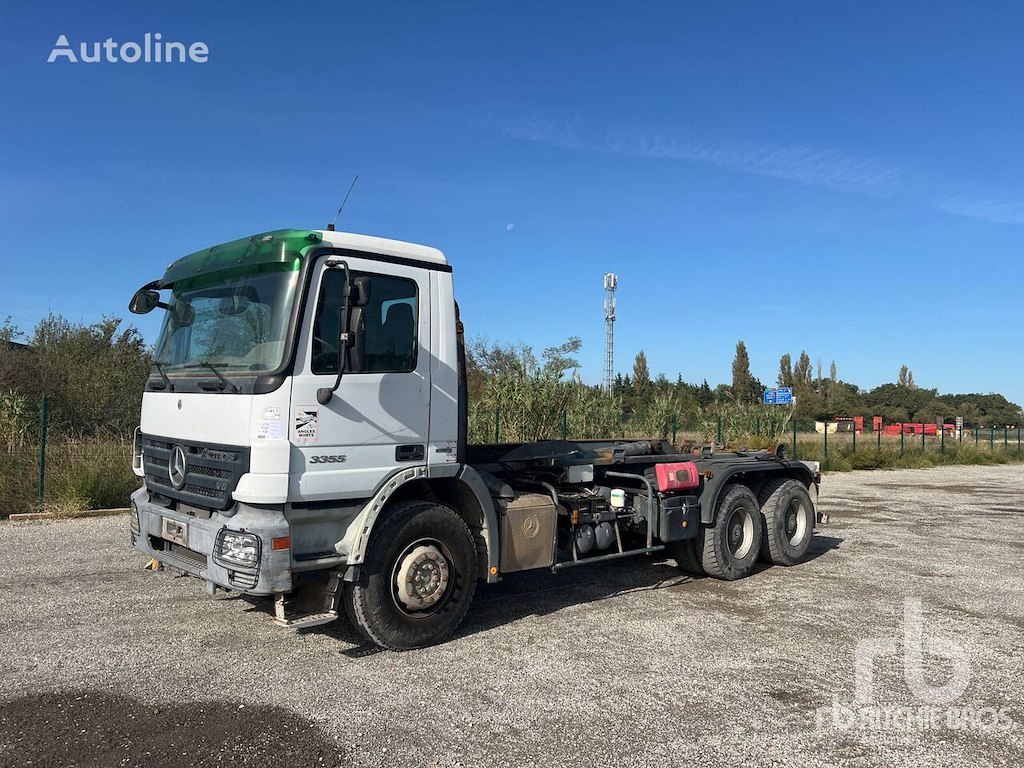 Prodaje se Mercedes-Benz ACTROS 3355 6x4 Camion Ampliroll 6x4 rol kiper sa kukom na aukciji