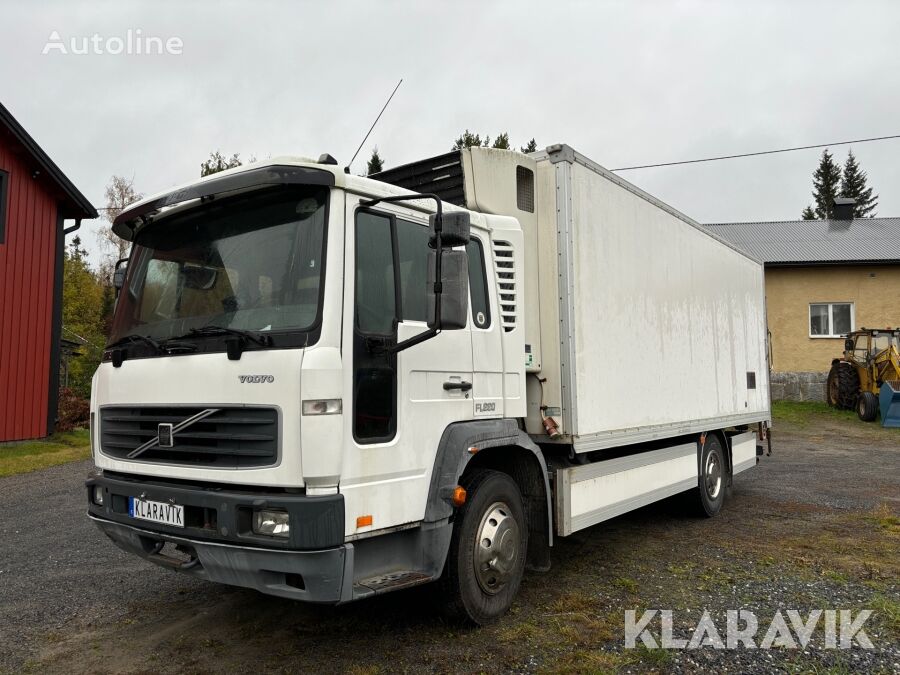 Prodaje se Volvo FH220 kamion hladnjače na aukciji