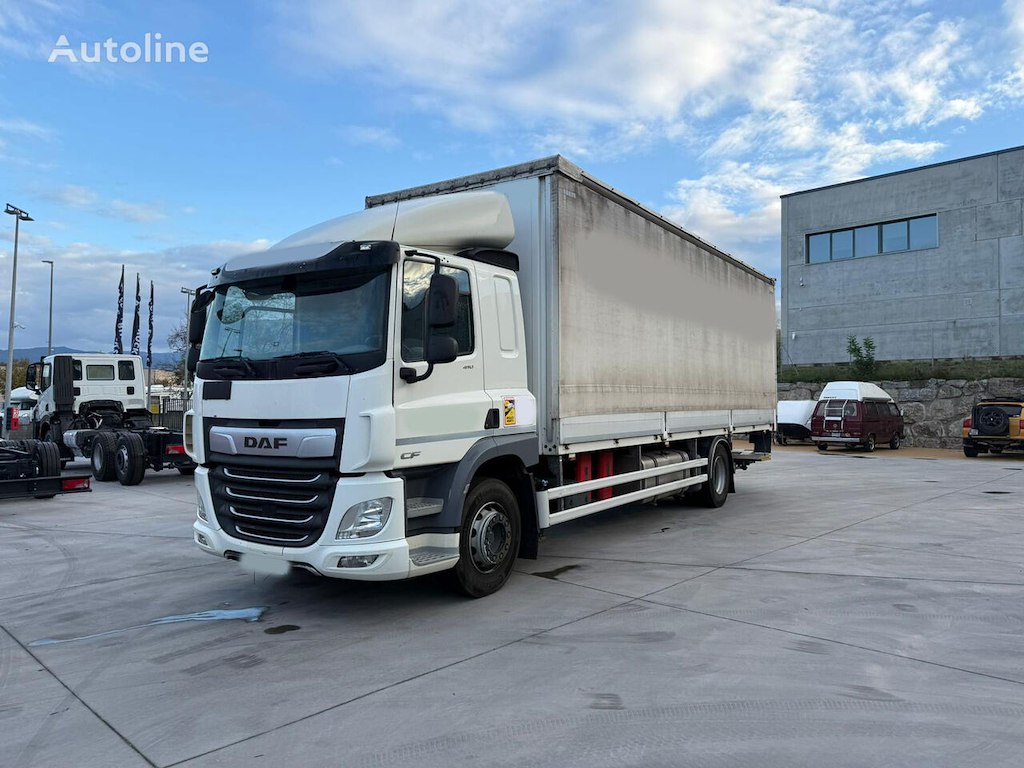 DAF CF410 kamion sa klizna zavesa cerada