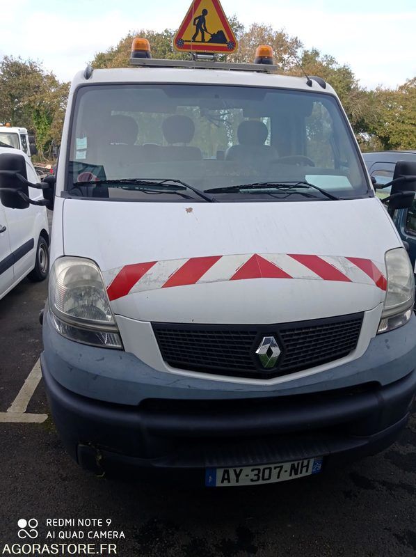 Prodaje se Renault MASCOTT kamion šasija < 3.5t na aukciji