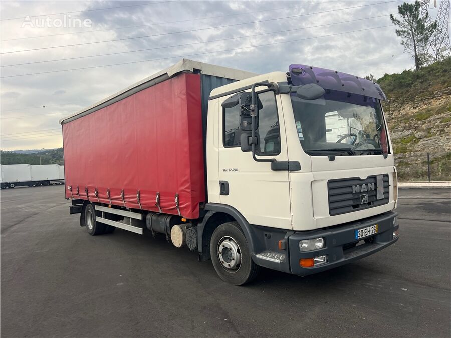 MAN TGL 12.210 kamion s ceradom