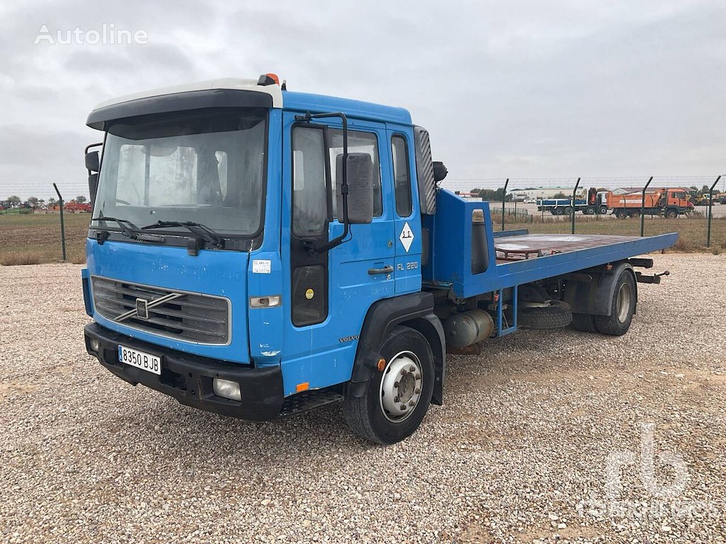 Prodaje se Volvo FL6.220 4x2 šlep auto na aukciji