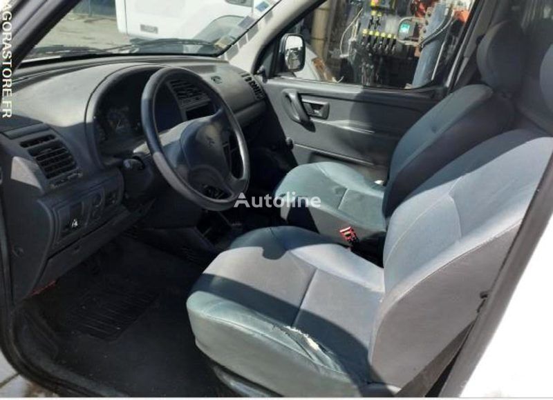 Prodaje se Citroen berlingo 4184 YD 17 laki furgon na aukciji