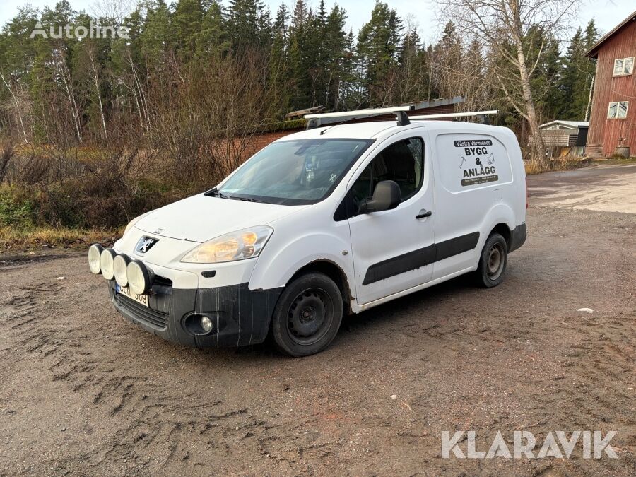 Prodaje se Peugeot Partner laki furgon na aukciji