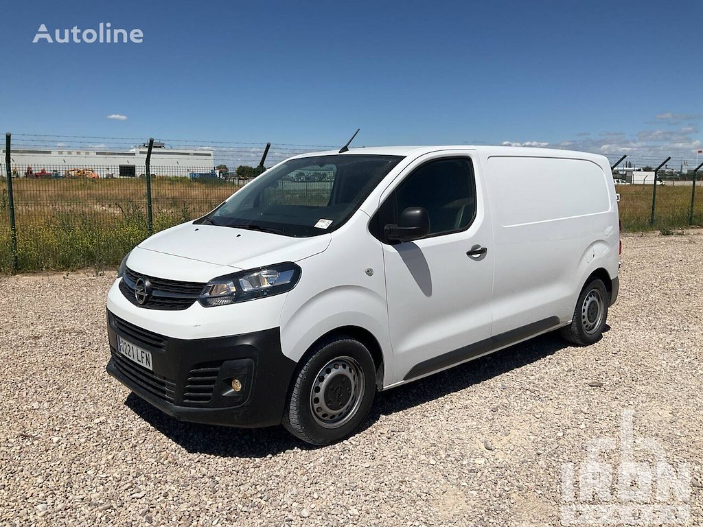 Prodaje se Opel VIVARO minibus furgon na aukciji