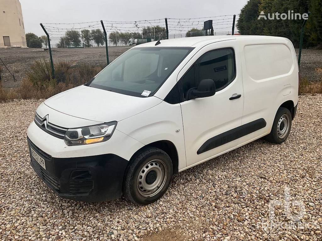 Prodaje se Citroen BERLINGO BLUEHD 1.5D laki furgon na aukciji