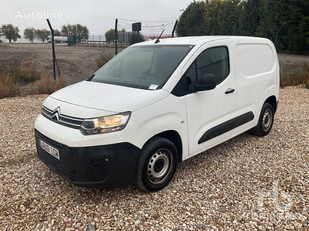 Prodaje se Citroen BERLINGO BLUEHD 1.5D laki furgon na aukciji