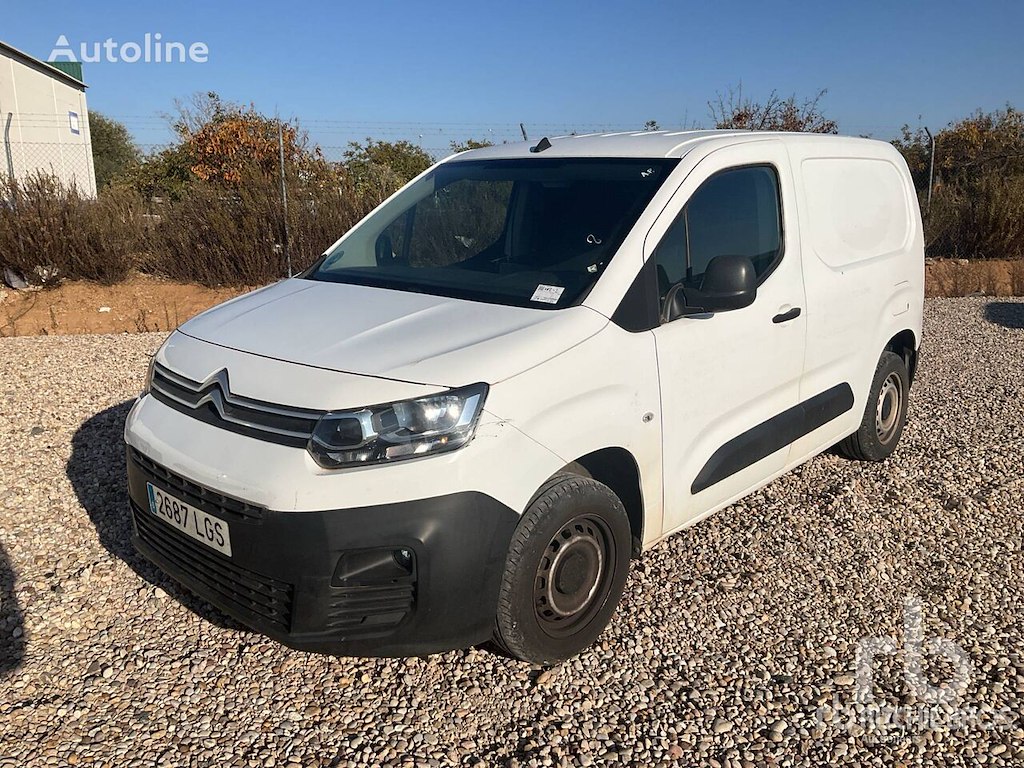 Prodaje se Citroen BERLINGO BLUEHD 1.5D laki furgon na aukciji