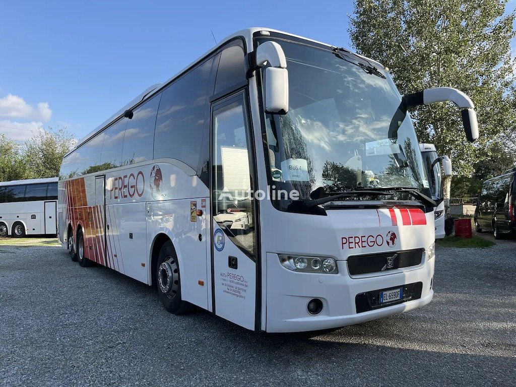 Prodaje se Volvo 9900 turistički autobus na aukciji