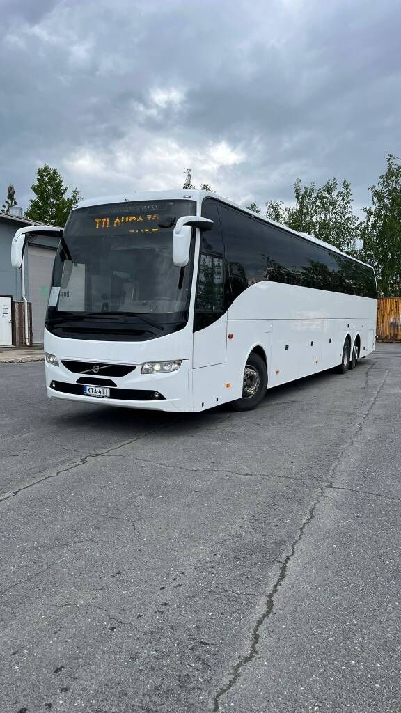 Volvo 9700HD B11R prigradski autobus