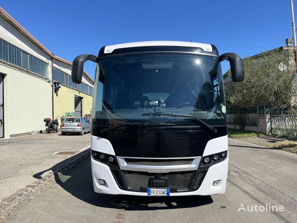 Prodaje se IVECO Indcar prigradski autobus na aukciji