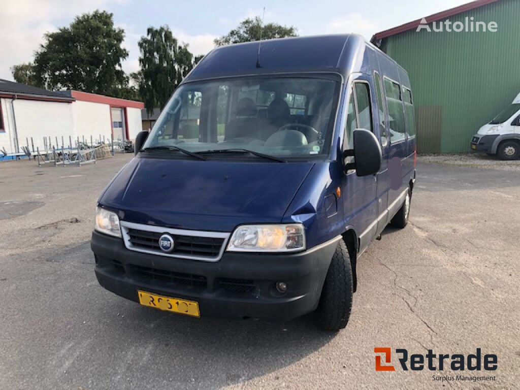 Prodaje se FIAT DUCATO 18/ 2,8 JTD putnički minibus na aukciji