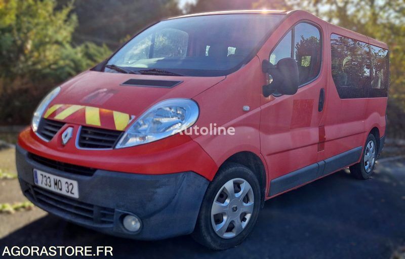 Prodaje se Renault TRAFIC putnički minibus na aukciji