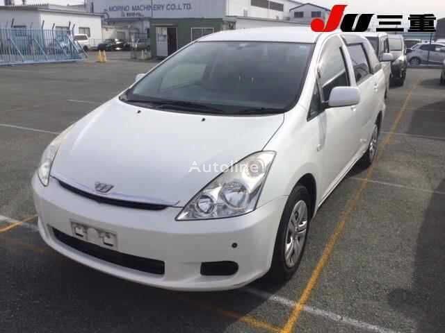 Toyota WISH minivan