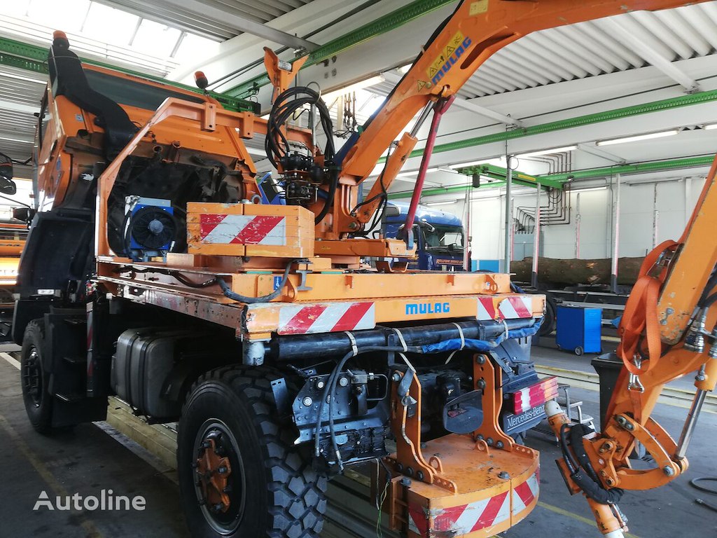 Mercedes-Benz Unimog U 500 univerzalna komunalna mašina nakon udesa