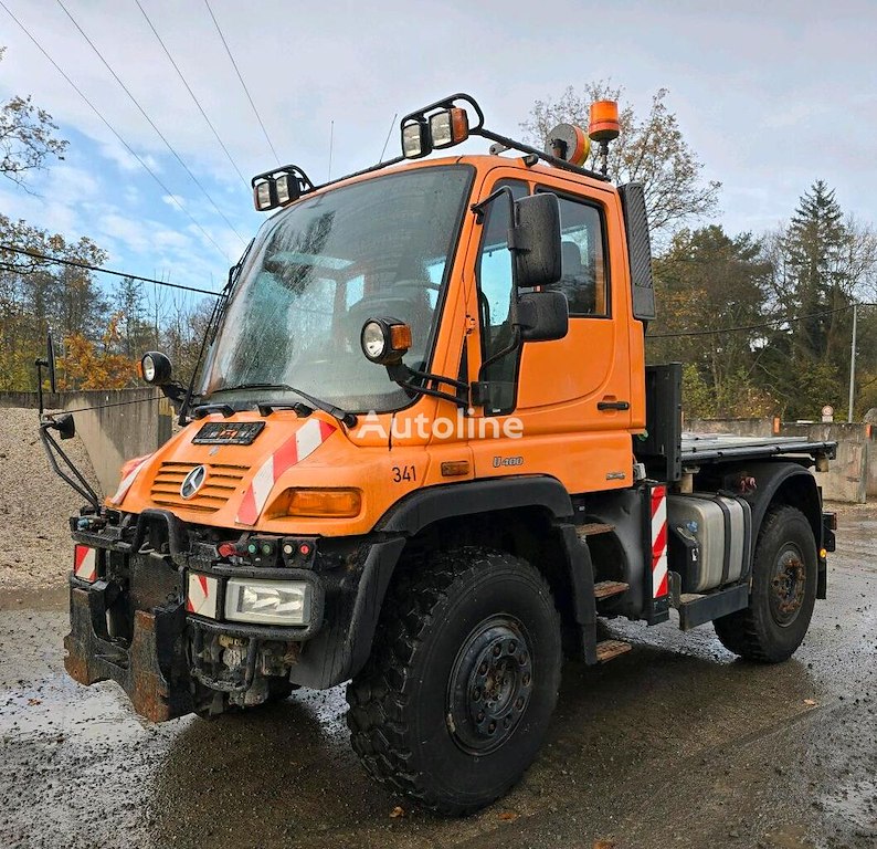 Mercedes-Benz Unimog U400 Bluetec 5 univerzalna komunalna mašina