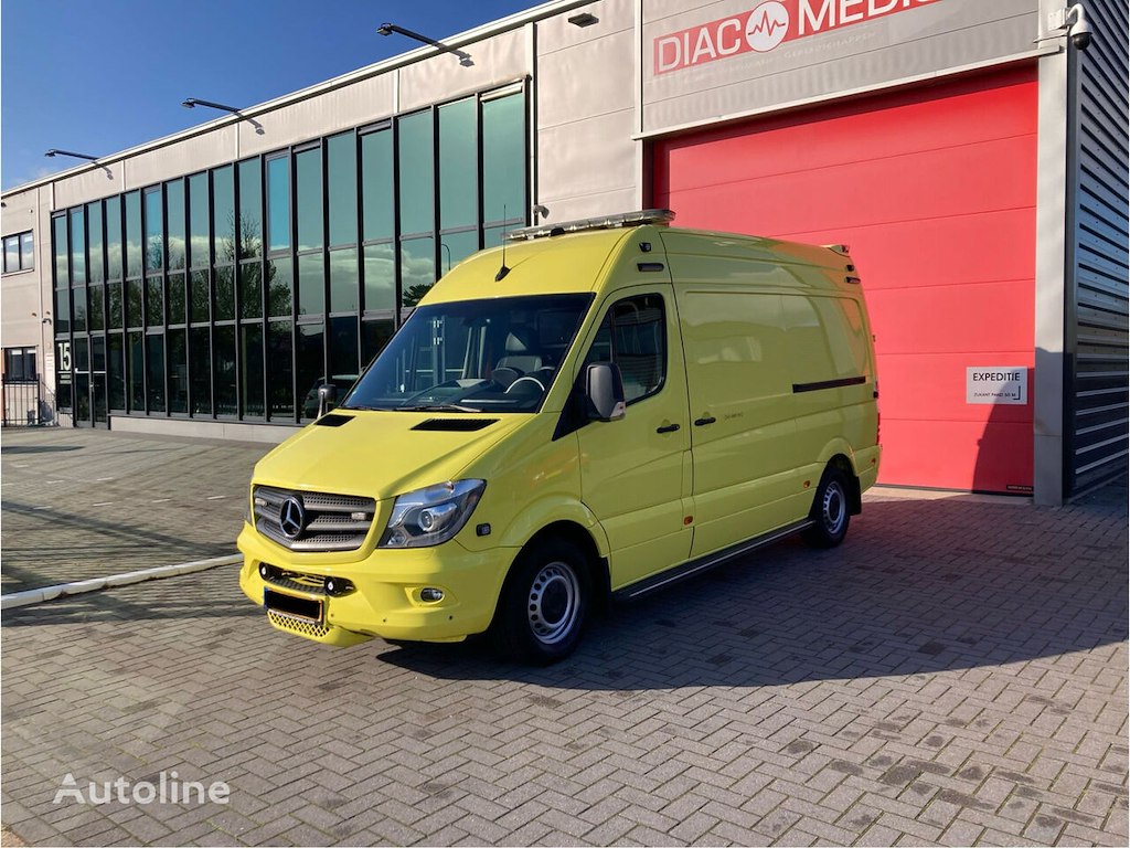 Mercedes-Benz Sprinter 319 Cdi L2H2 vozilo hitne pomoći