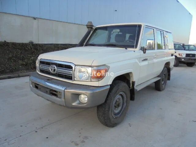 Toyota Land Cruiser HZJ76L-RKMRS 4WD ONLY EXPORT OUT THE EU terenac