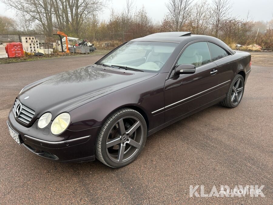 Prodaje se Mercedes-Benz CL500 sedan na aukciji