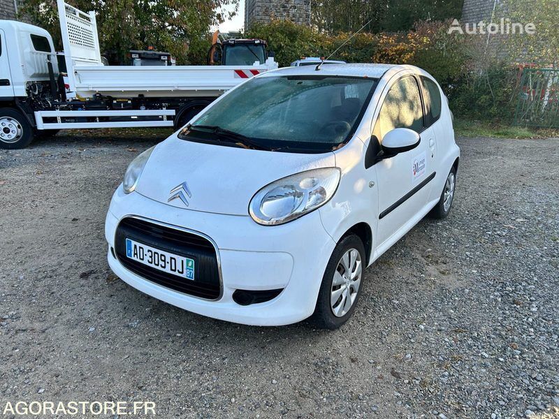 Prodaje se Citroen C1 hečbek na aukciji