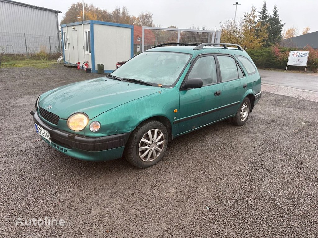 Toyota Corolla kombi 1.6 manual hečbek