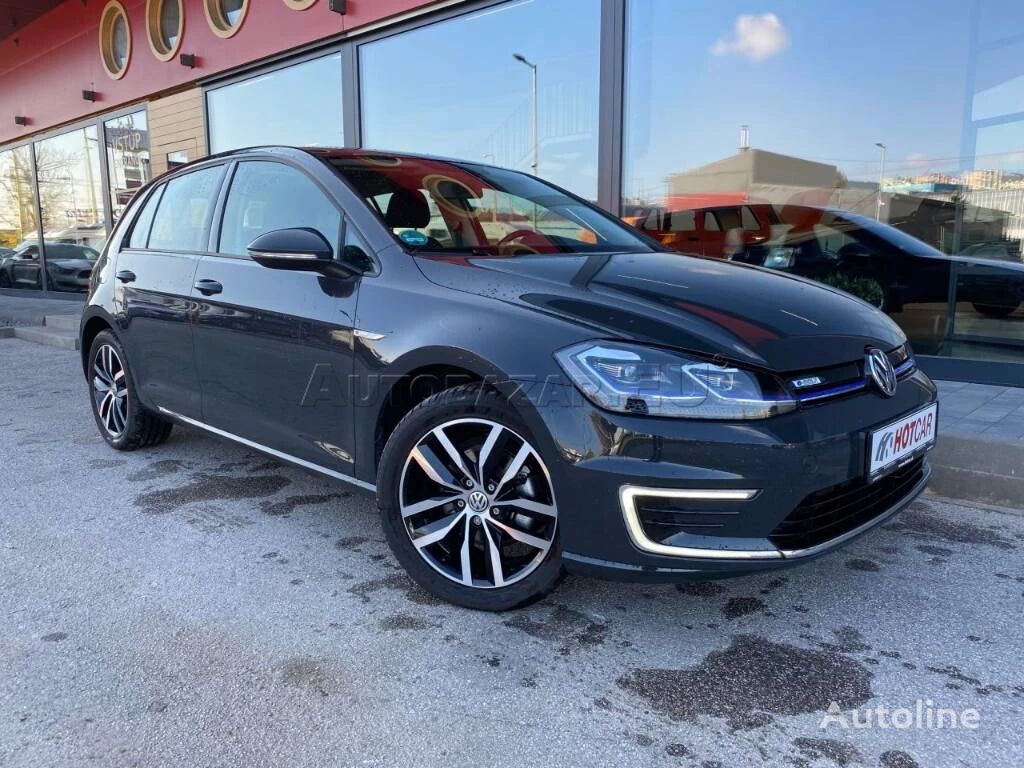 Volkswagen Golf e hečbek