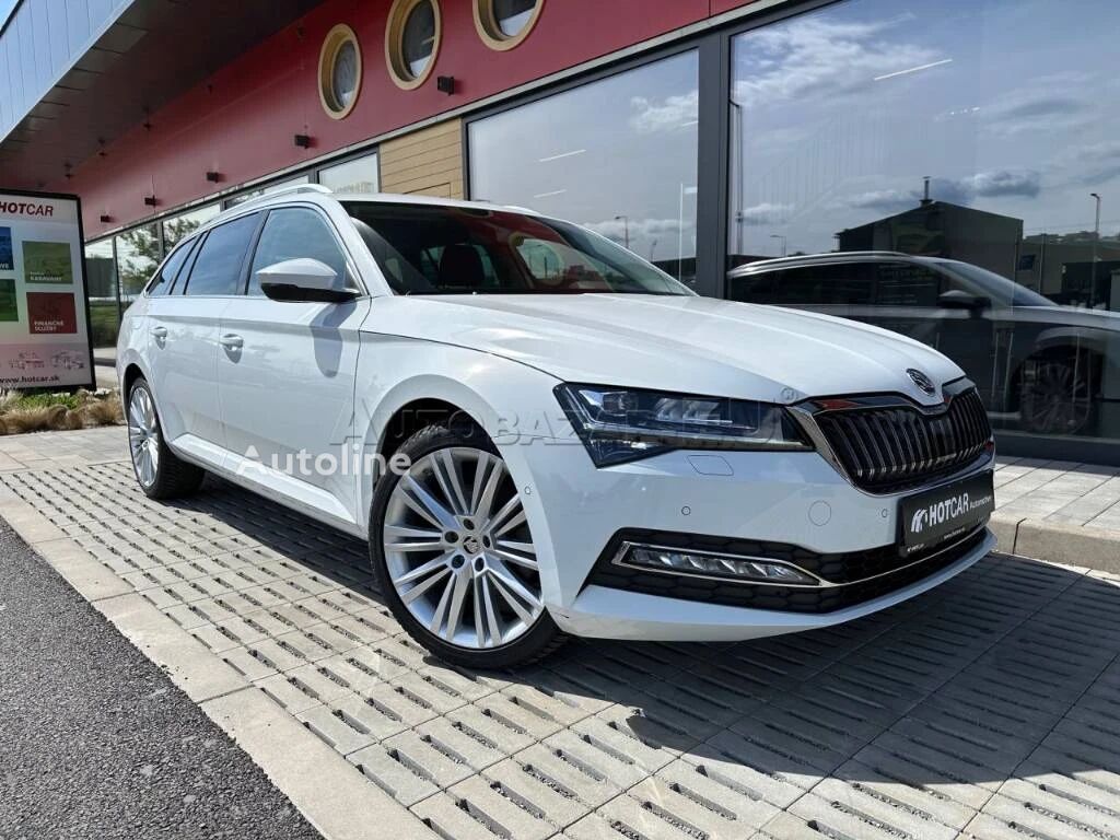 Škoda Superb Combi 2.0 TSI 140kW Style DSG karavan