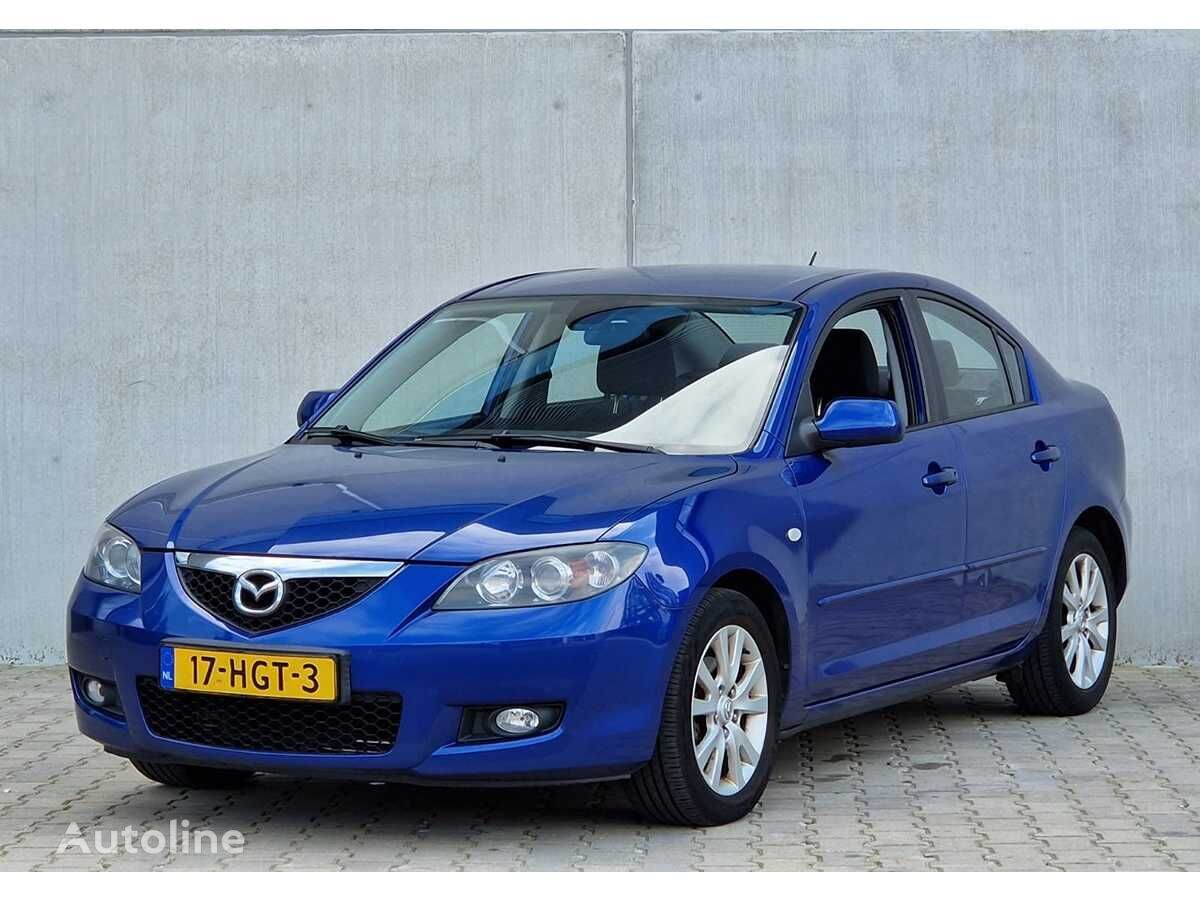 Prodaje se Mazda 3 sedan na aukciji