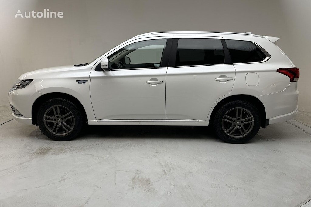 Prodaje se Mitsubishi Outlander krosover na aukciji