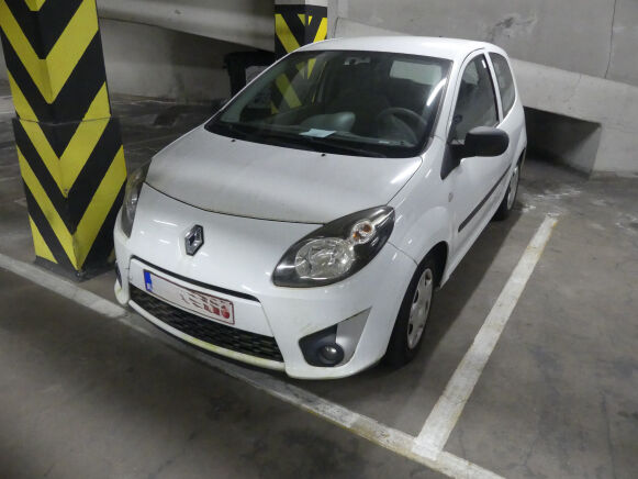 Prodaje se Renault Twingo hečbek na aukciji