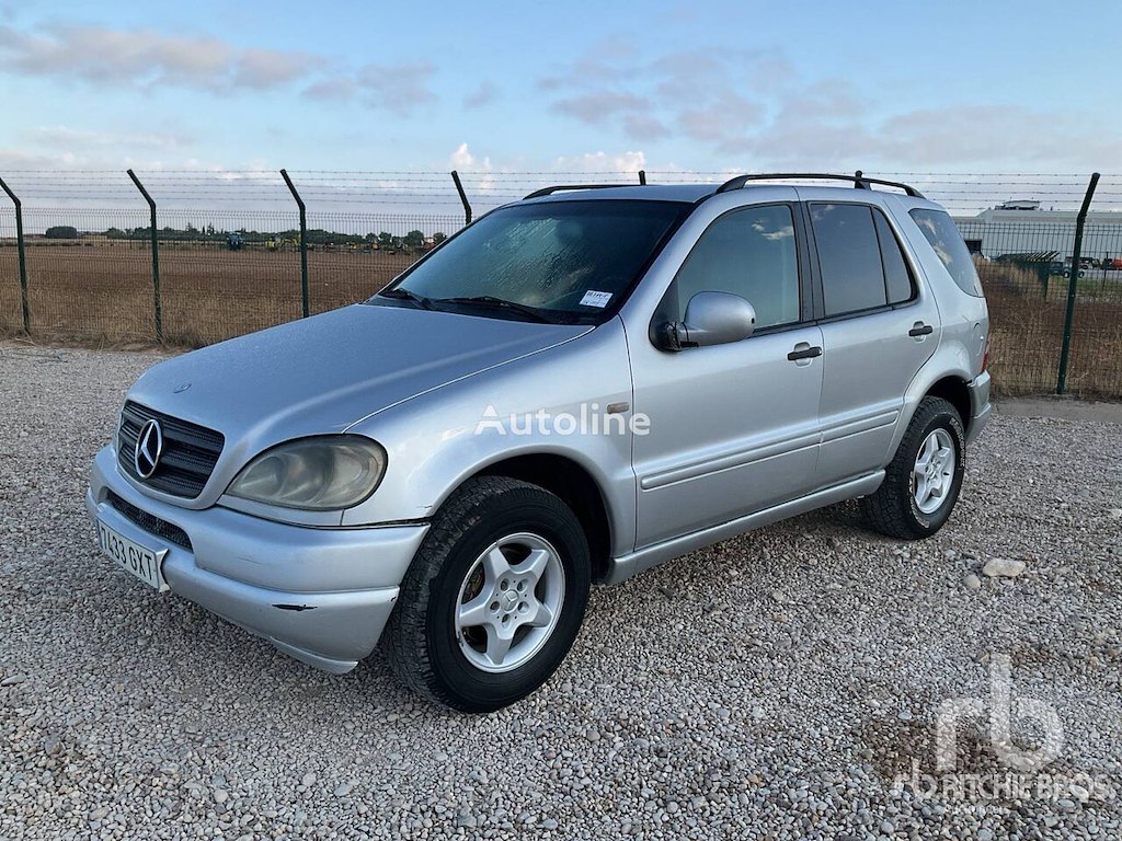 Prodaje se Mercedes-Benz ML270CDI terenac na aukciji