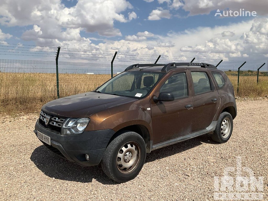 Prodaje se Dacia DUSTER terenac na aukciji