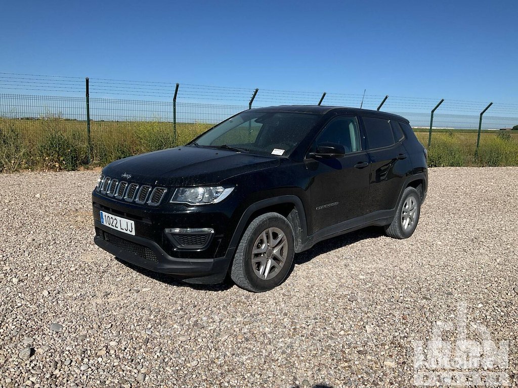 Prodaje se Jeep COMPASS terenac na aukciji